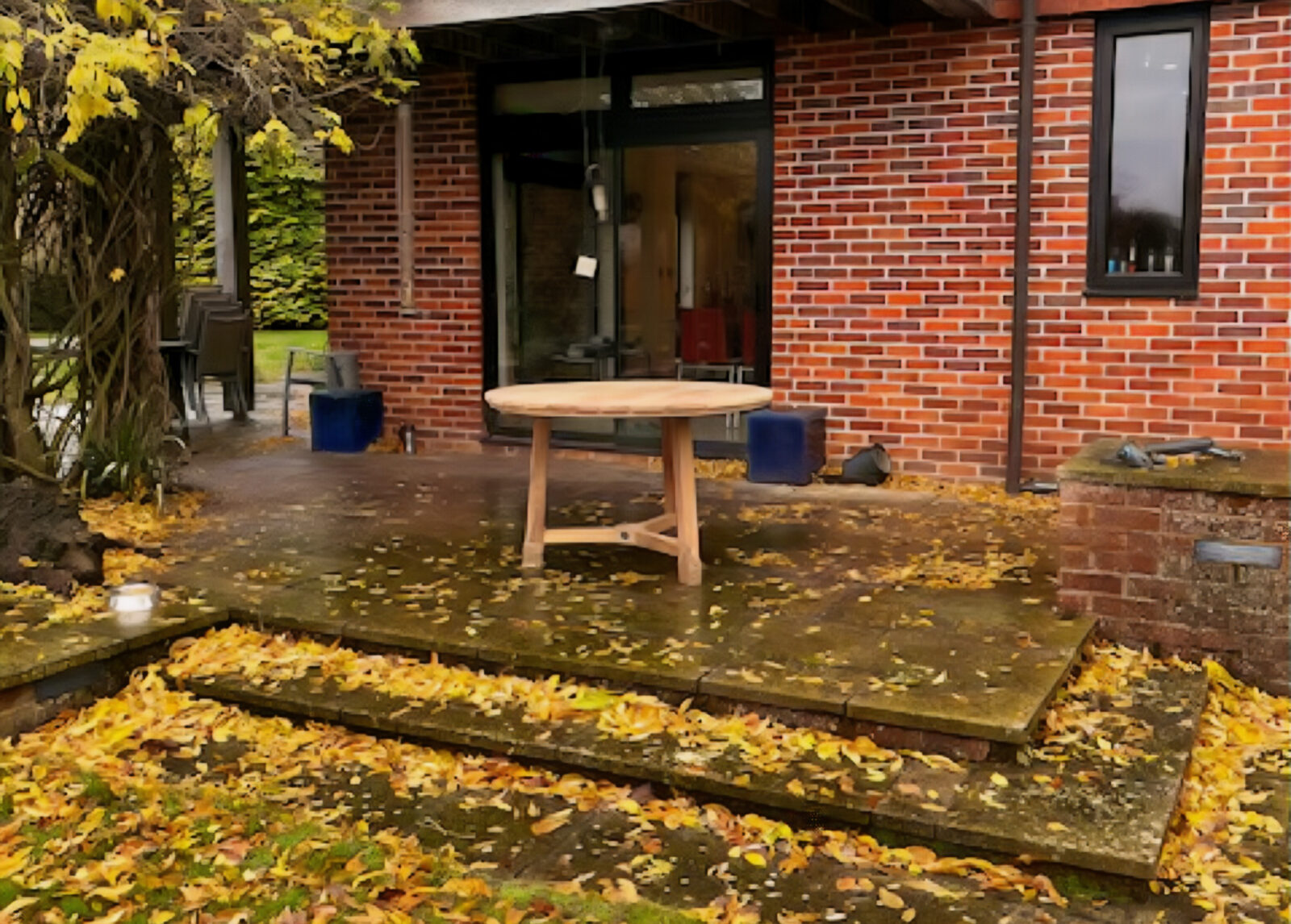 Crafting the Perfect Circular Outdoor Dining Table : A Pictorial ...