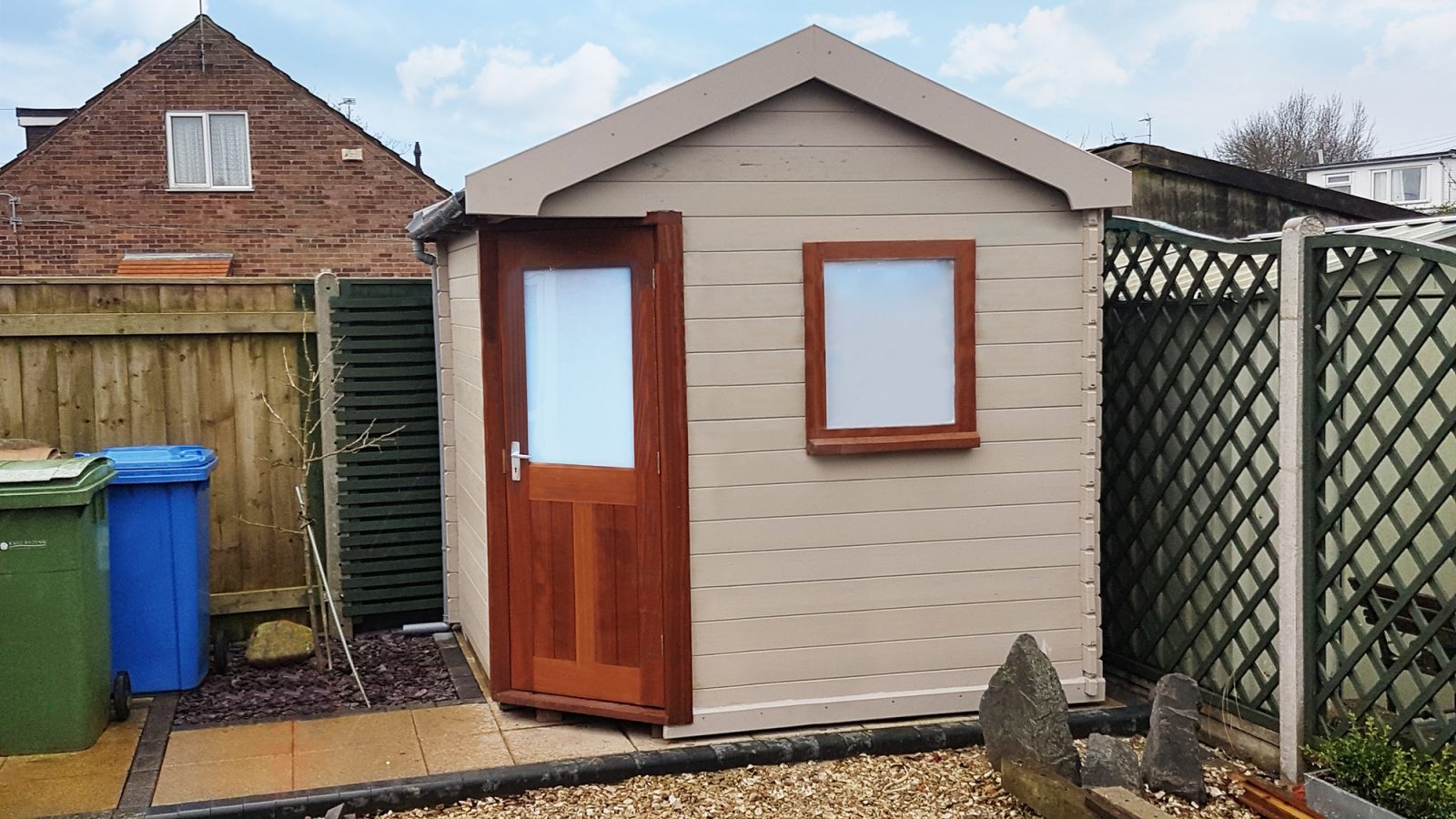 Wooden cabin / Summer house built and installed | Woodcraft UK