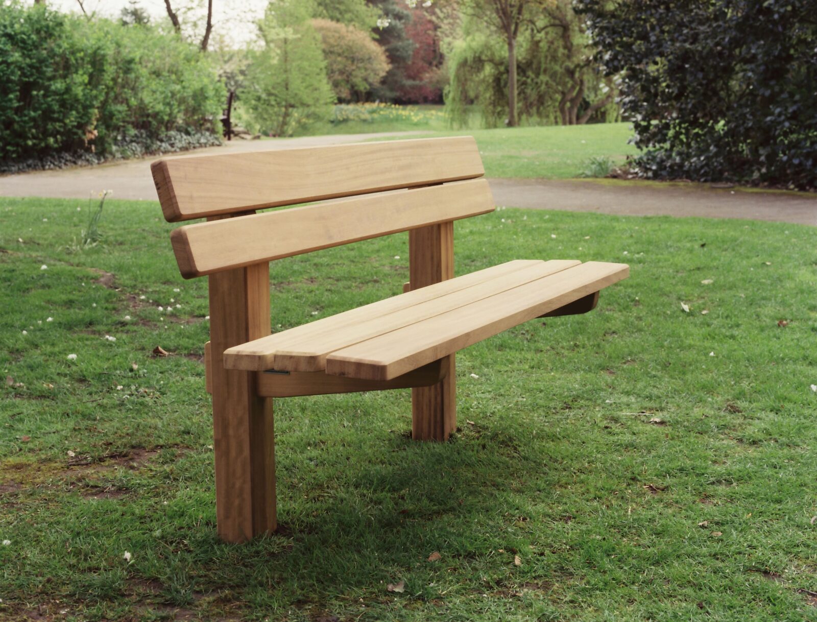 How do I protect my garden bench from the weather this winter? Here are ...