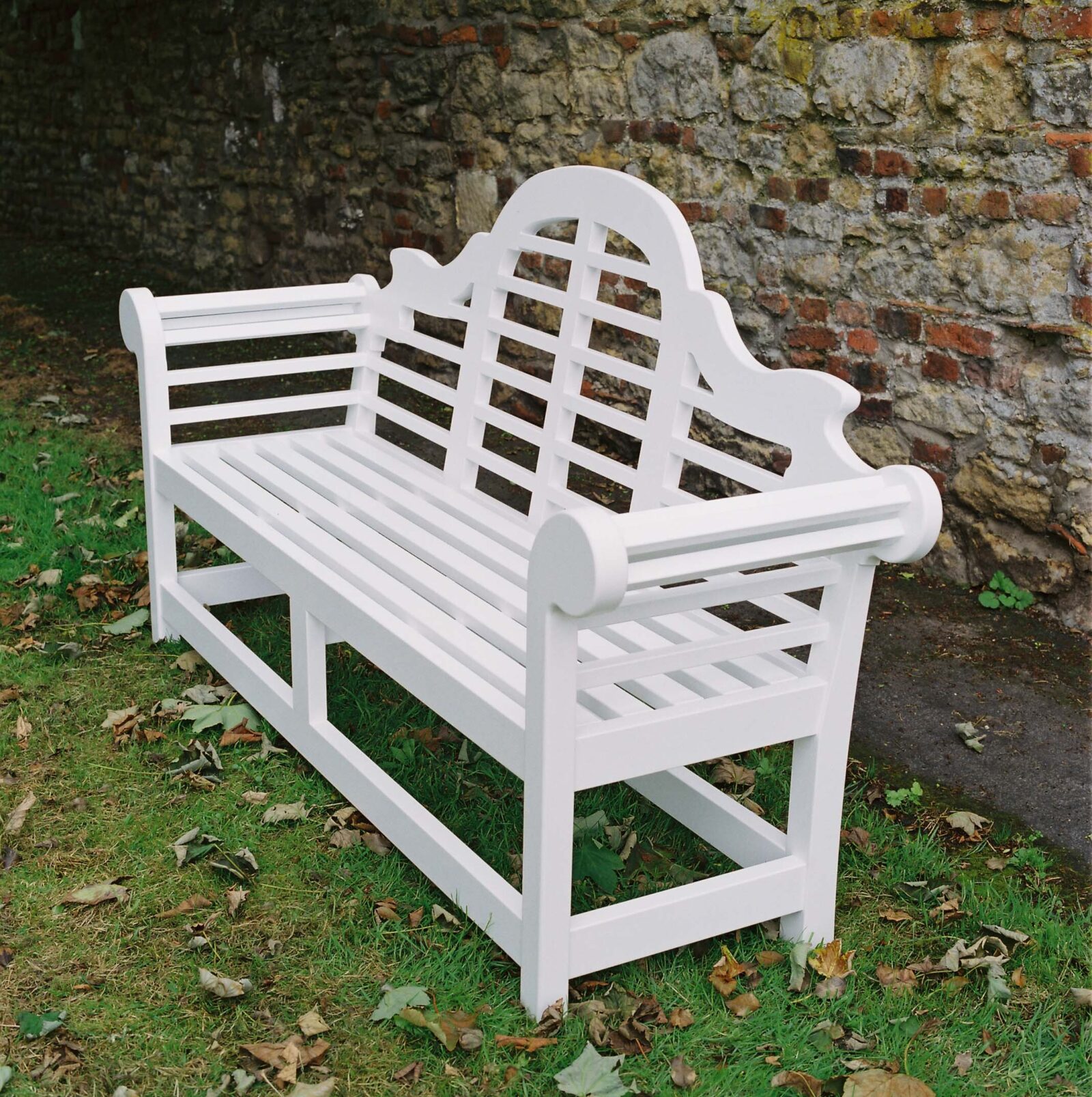 Powder coated benches in many different colours. | Woodcraft UK